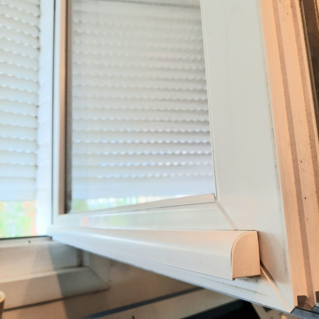 Rejet d'eau PVC blanc pour fenêtres et portes- ETOCIM