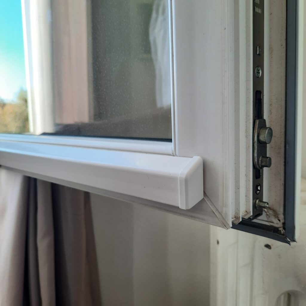 Rejet d'eau PVC blanc pour fenêtres et portes- ETOCIM